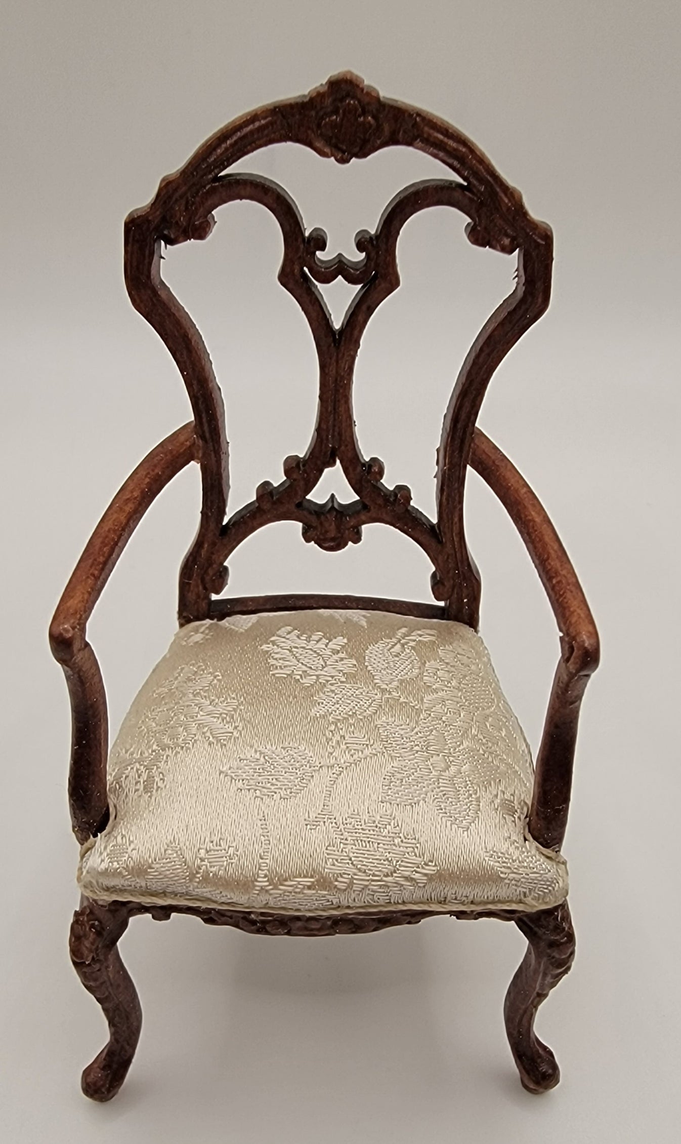 Victorian Arm Chair, Brocade Cream – Miniature Designs, Inc.