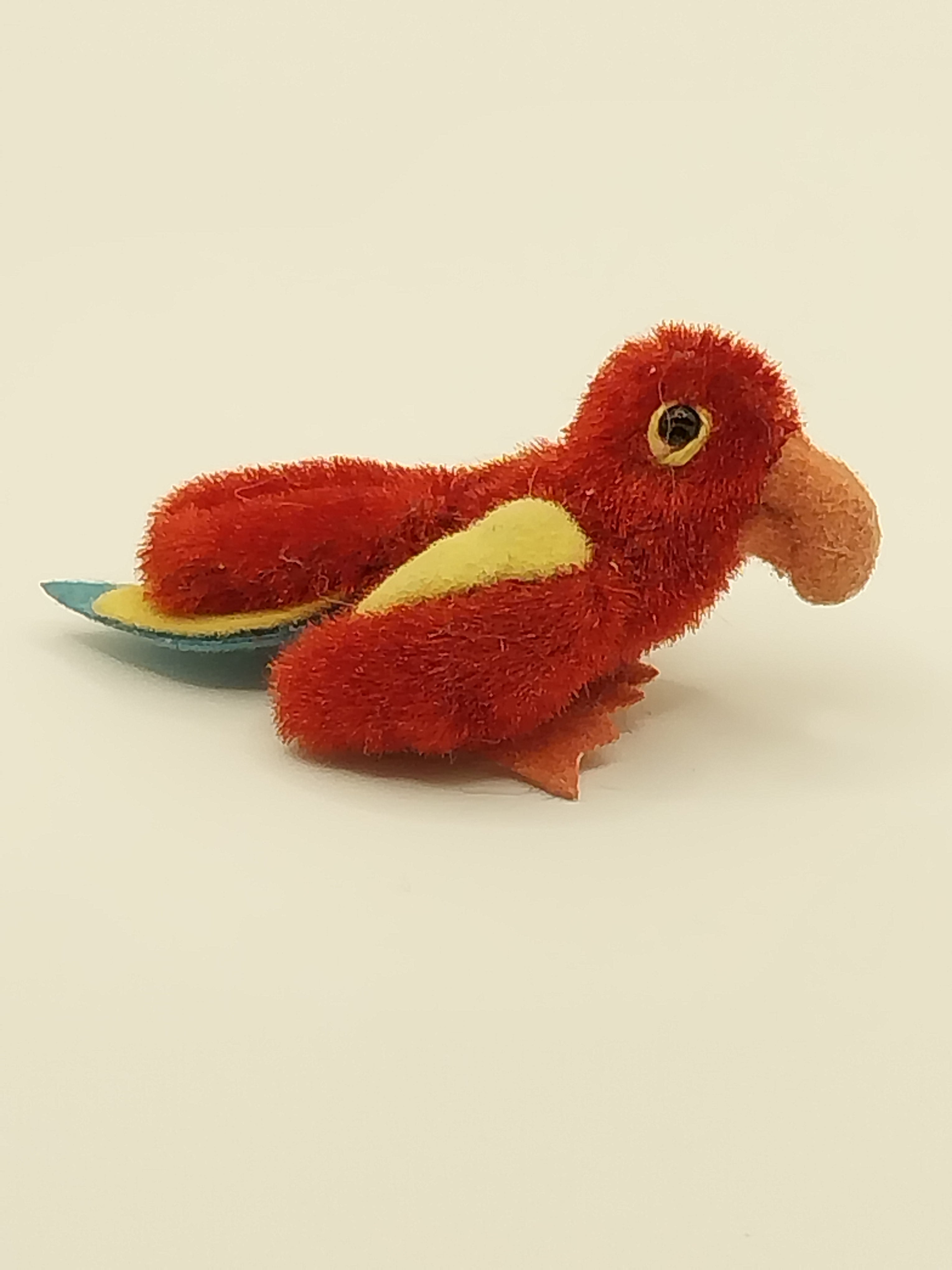 Polly Parrot – Miniature Designs, Inc.