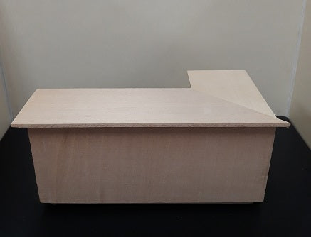 Right Angle Counter, Unfinished – Miniature Designs, Inc.