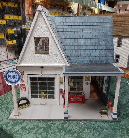 Vintage Pure Gas Station, Filled – Miniature Designs, Inc.