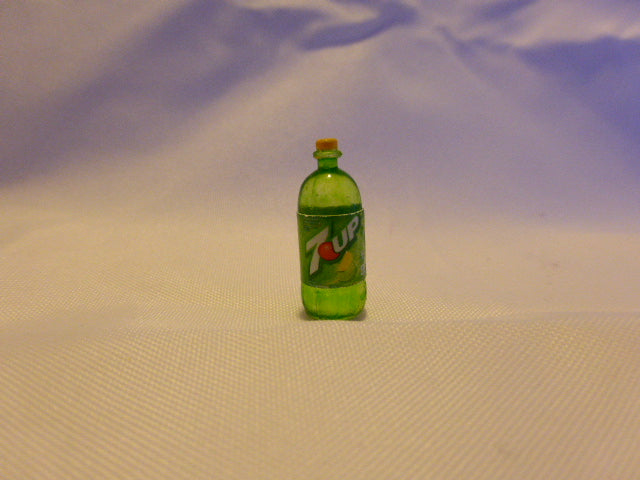 7UP Liter Bottle – Miniature Designs, Inc.